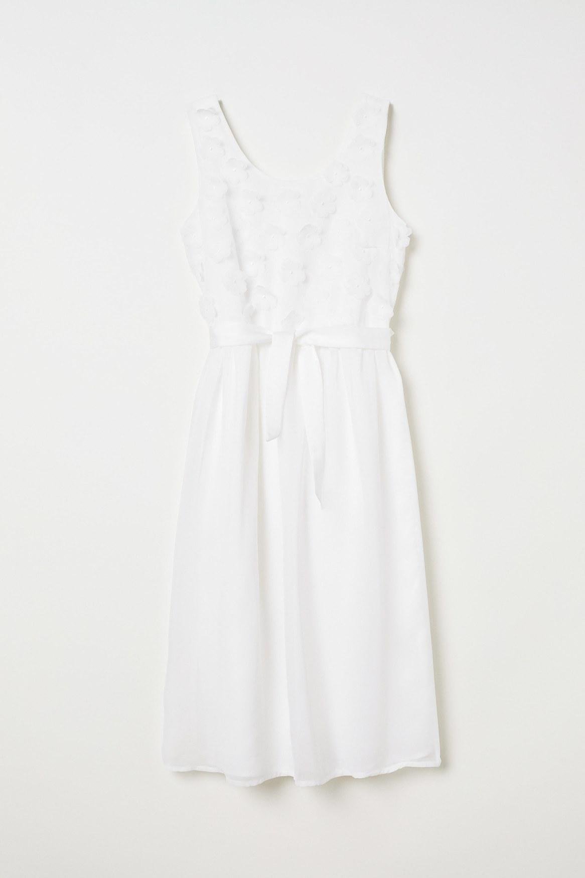 Dress Changer AI - AI在线换衣，免费试用AI试穿